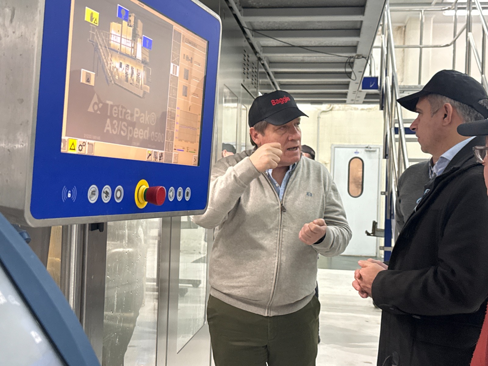 El intendente Davico visitó la planta de la empresa Baggio - Municipalidad Gualeguaychú Entre ...